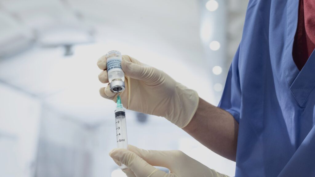 Хто має право на прокляту вакцину цього року? Все, що вам потрібно ...